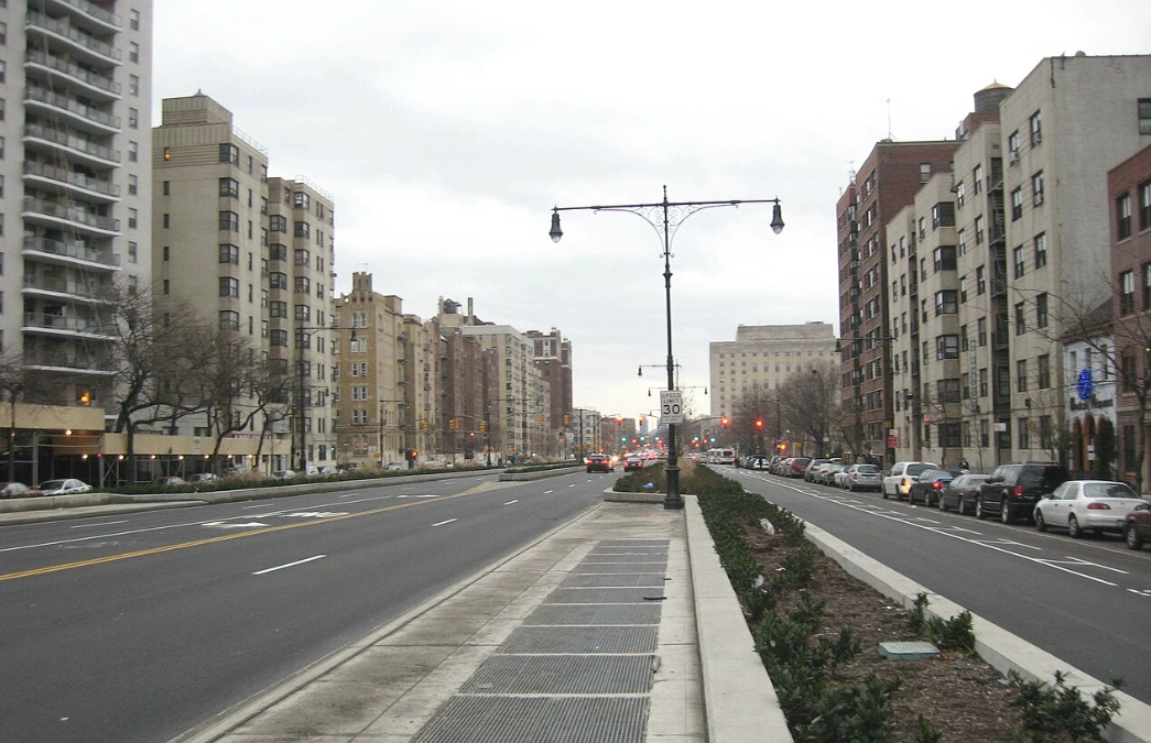 El Grand Concourse De El Bronx - La Guía De Nueva York